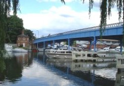 River Thames and boaty things